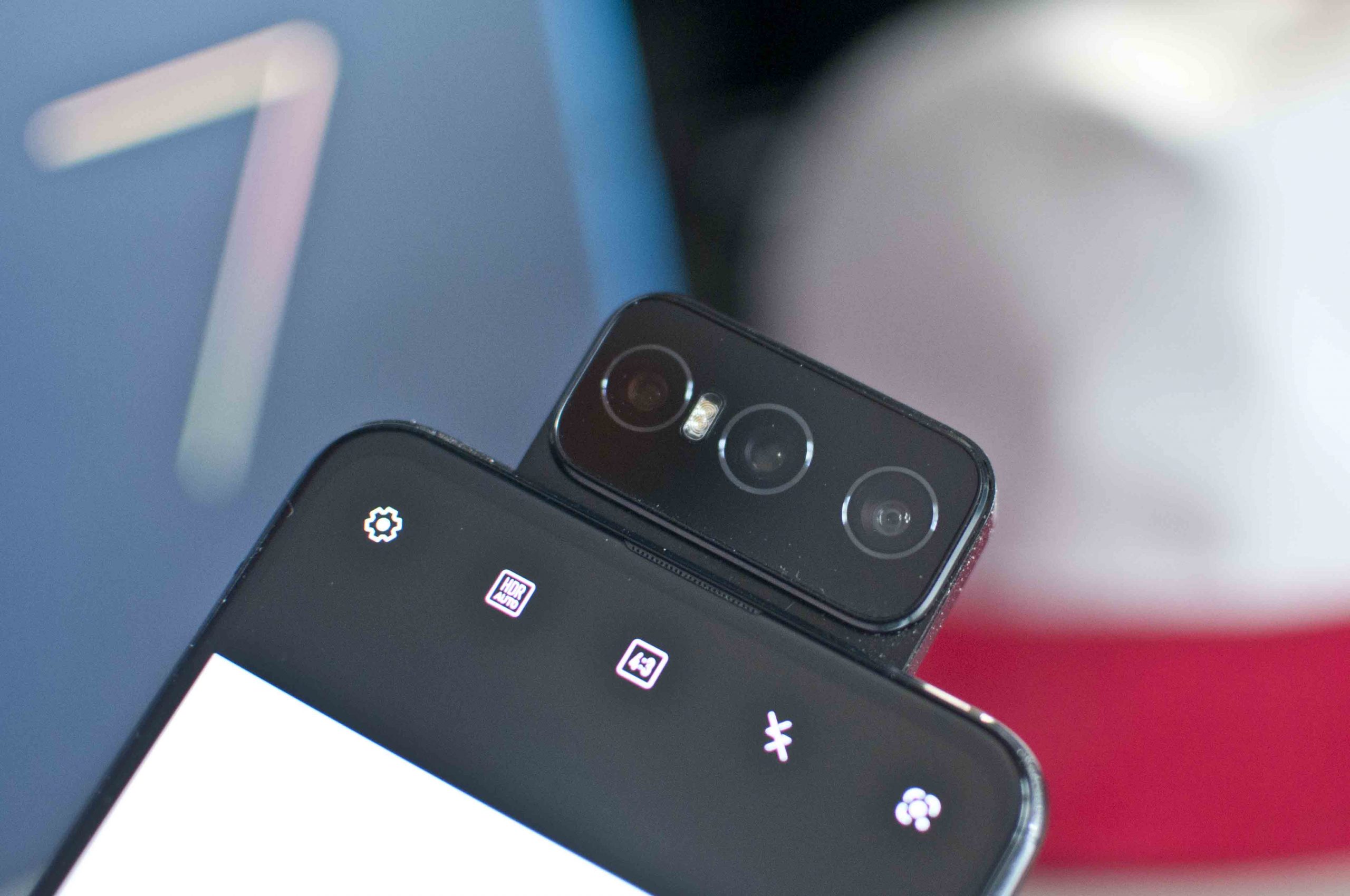 Recensione Asus Zenfone 7 Pro: torna la Flip Camera - Smartphonology